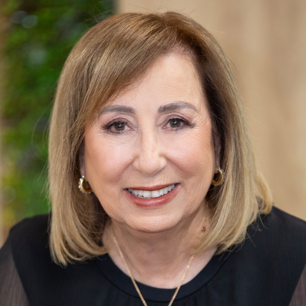 Odette Peters - Coldwell Banker Hallmark Realty